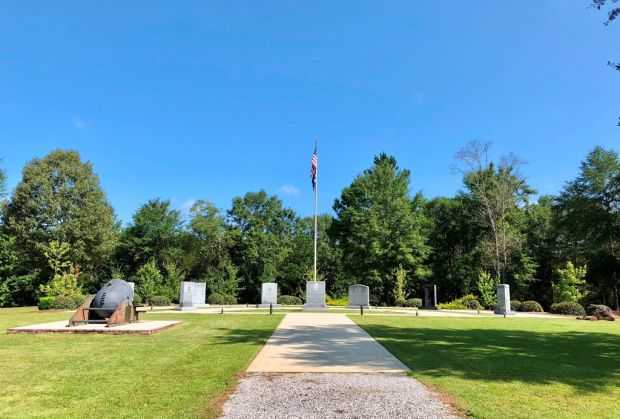 BALDWIN COUNTY WAR VETERANS MEMORIAL - National War Memorial Registry